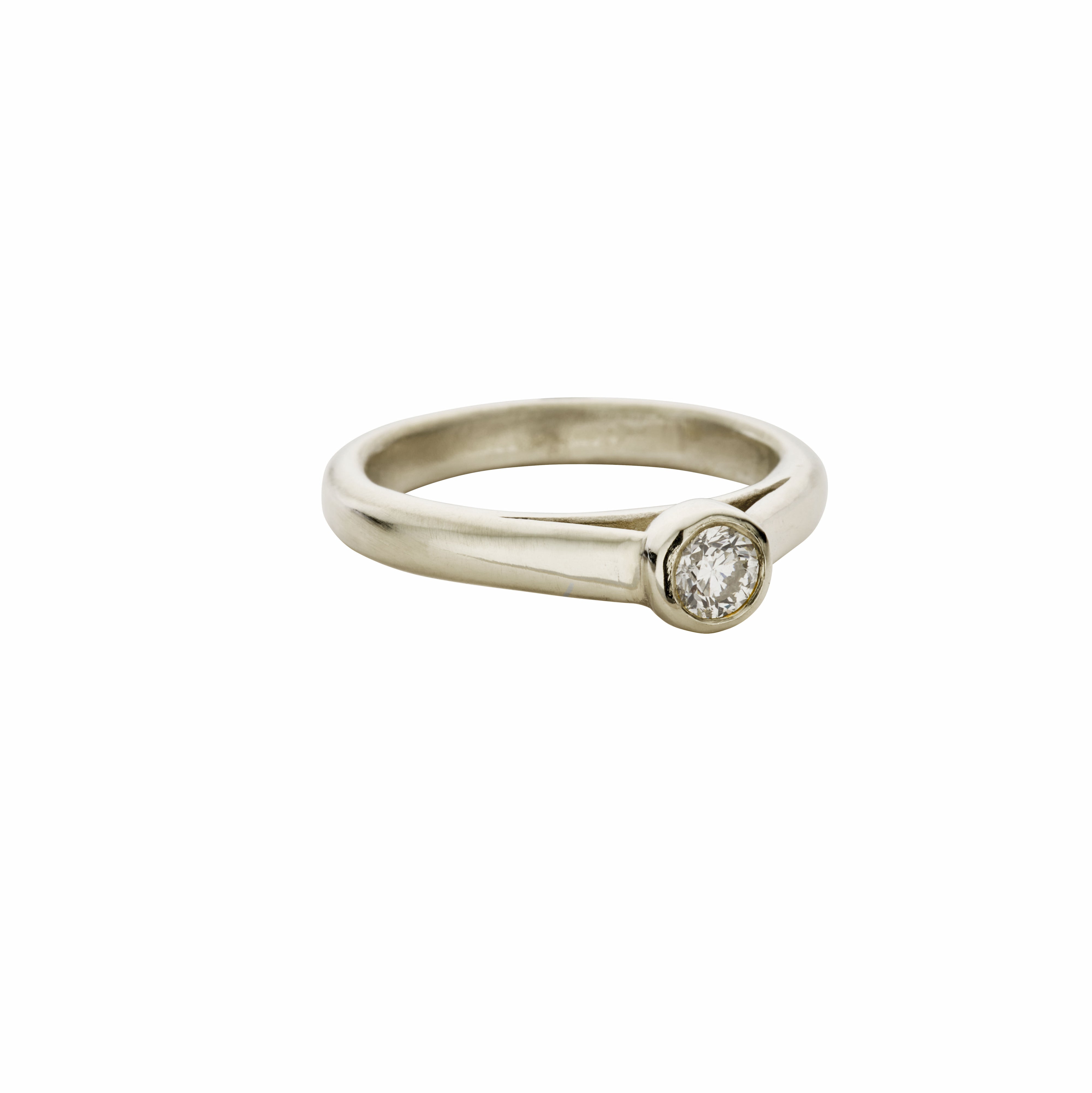 KASIA White Gold Diamond Ring – Daniella Draper UK