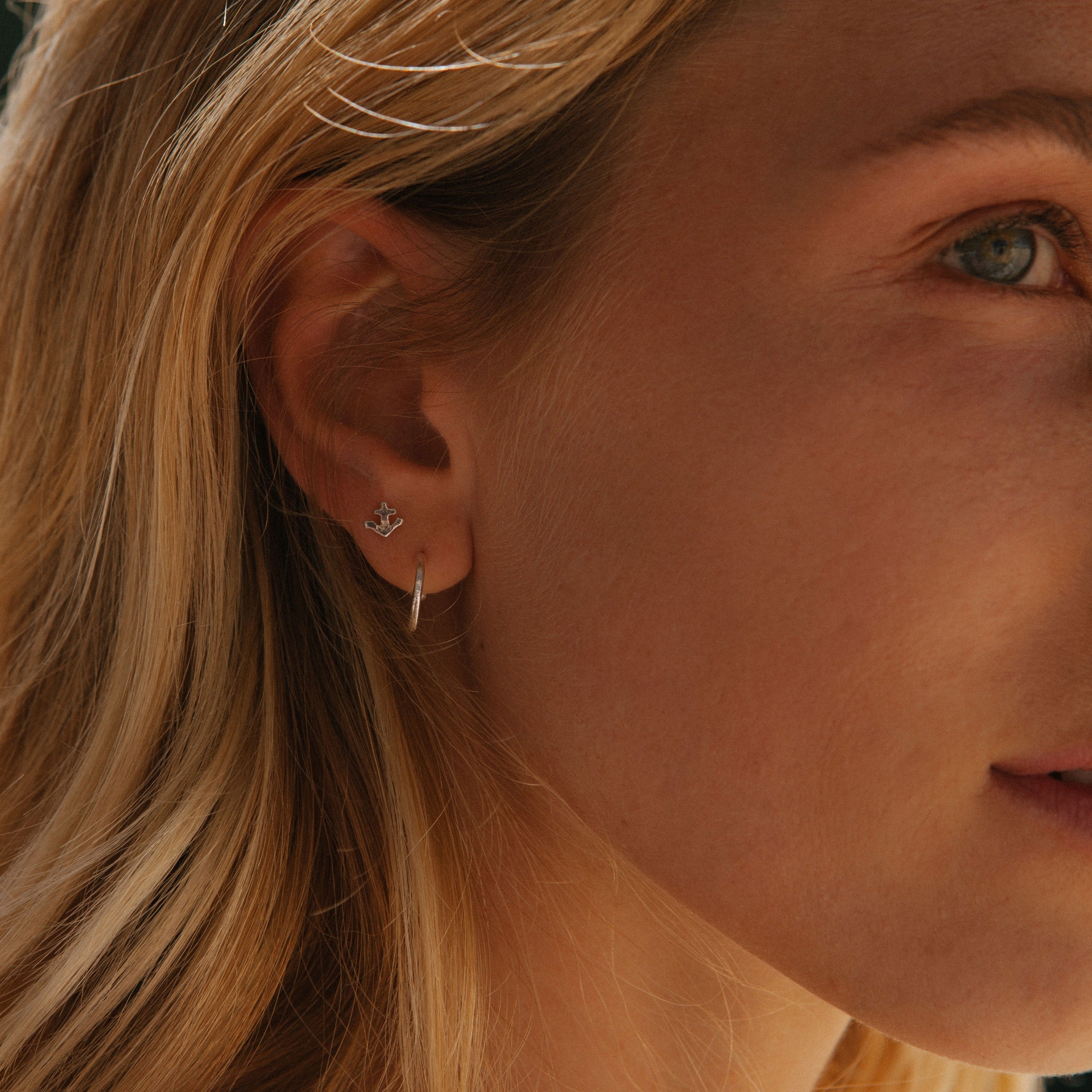 Silver Tiny Anchor Ear Charm Set – Daniella Draper